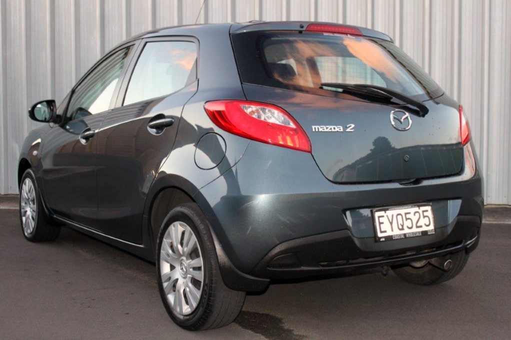 Mazda 2 CLASSIC HATCH 2009 for sale in Auckland