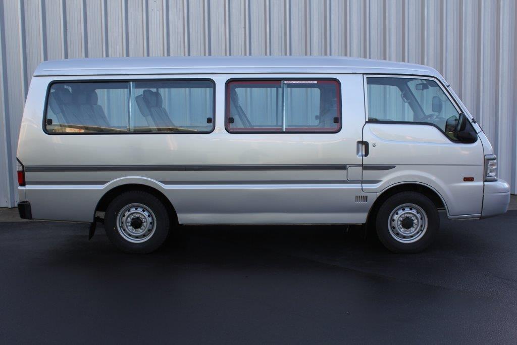 Mazda E2000 MINIBUS 2010 for sale in Auckland