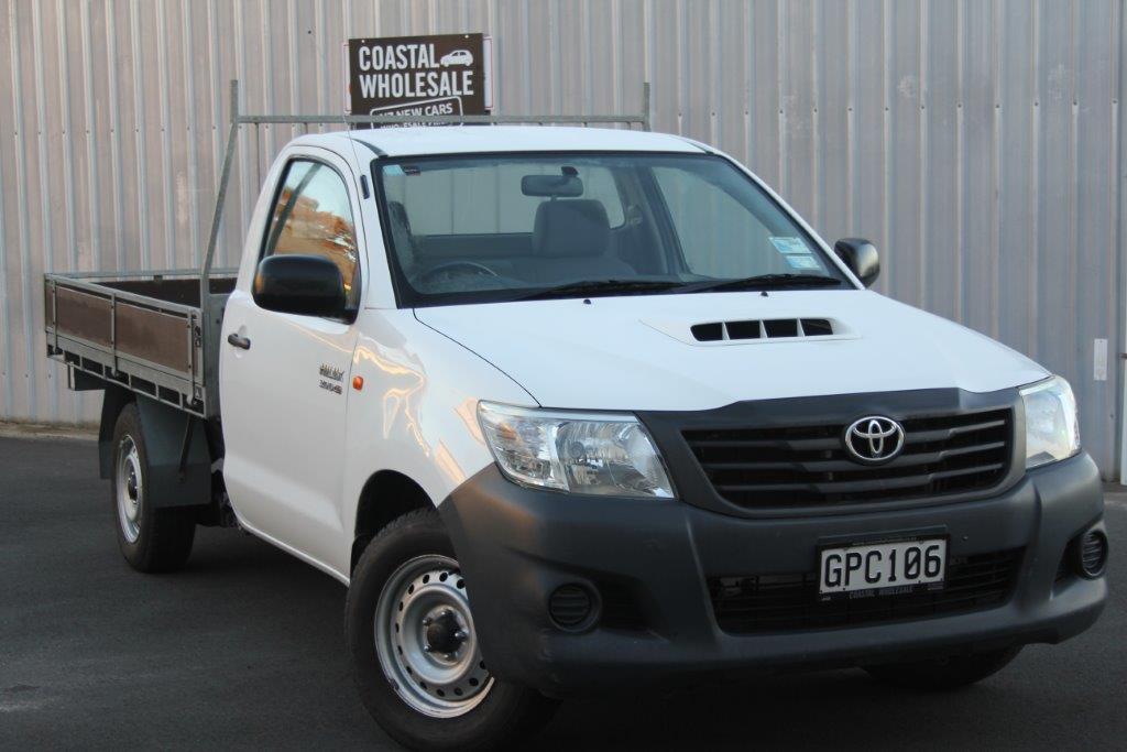 Toyota Hilux 2WD SINGLE CAB FLATDECK 2012 for sale in Auckland